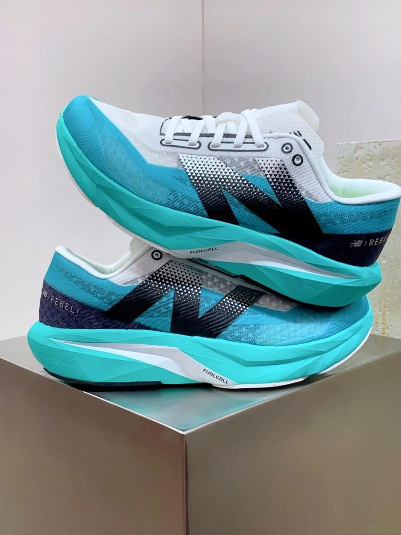 Factory-made New Balance Shoes