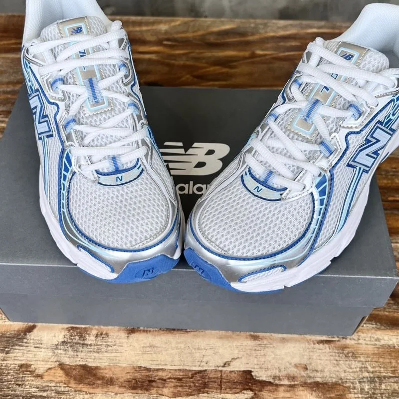 Brand-authenticated New Balance Shoes