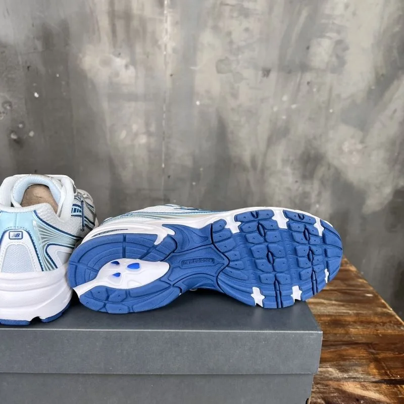 Brand-authenticated New Balance Shoes