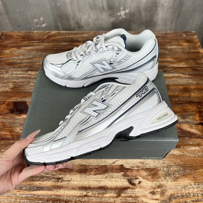 Factory-made New Balance Shoes