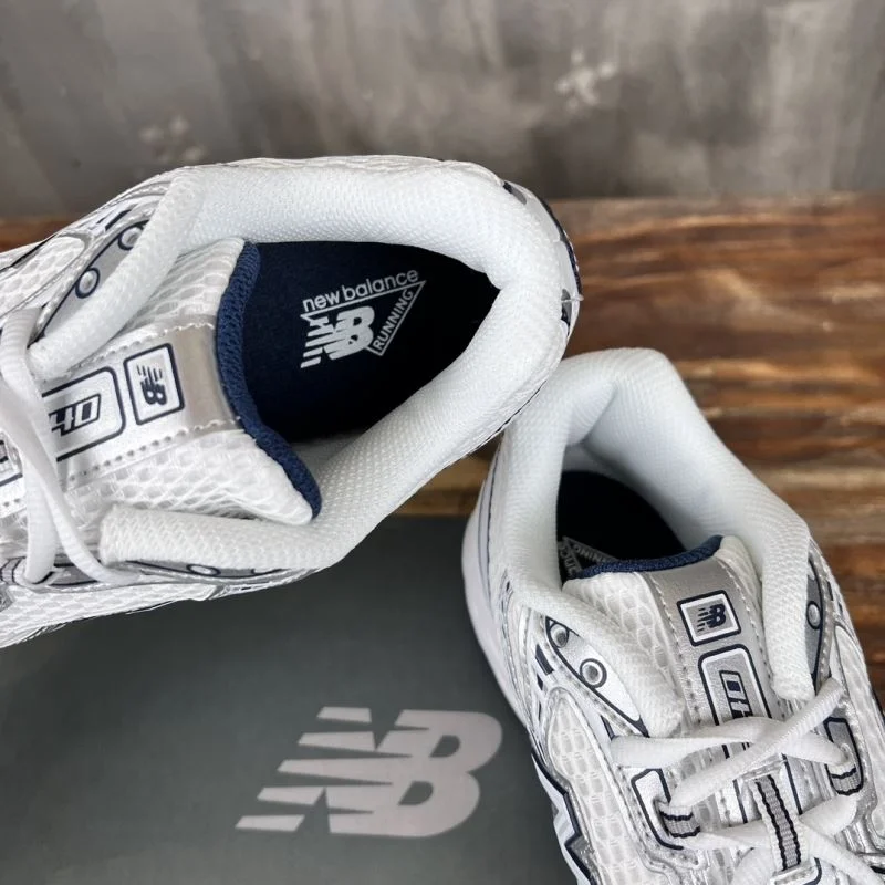 Factory-made New Balance Shoes