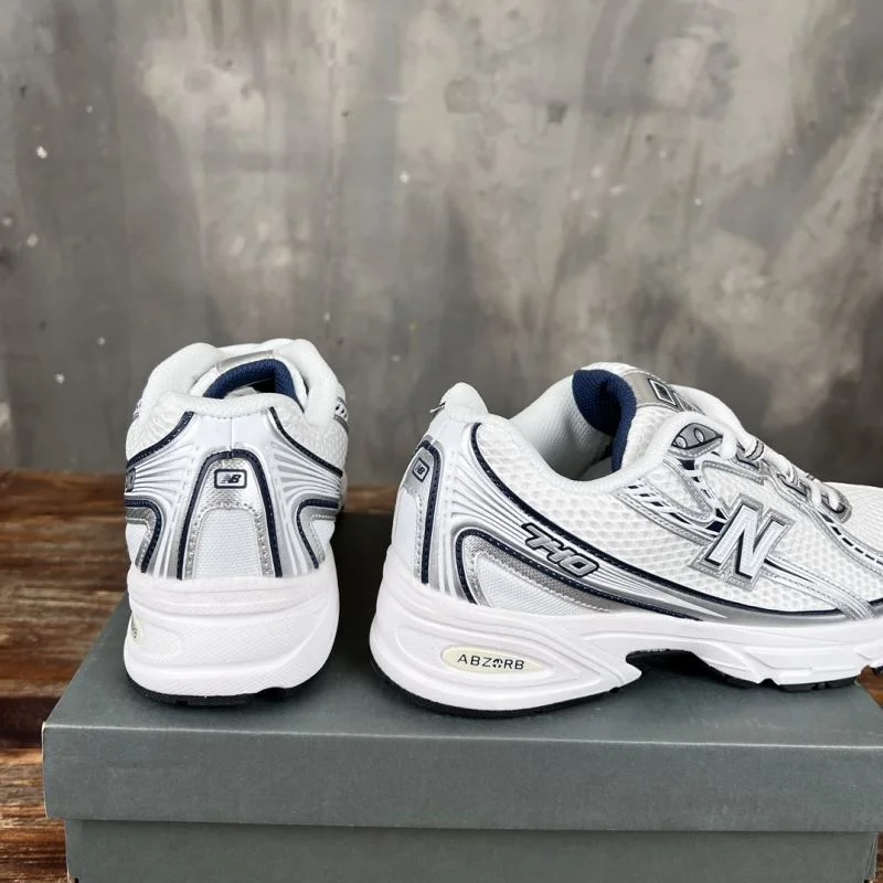 Factory-made New Balance Shoes