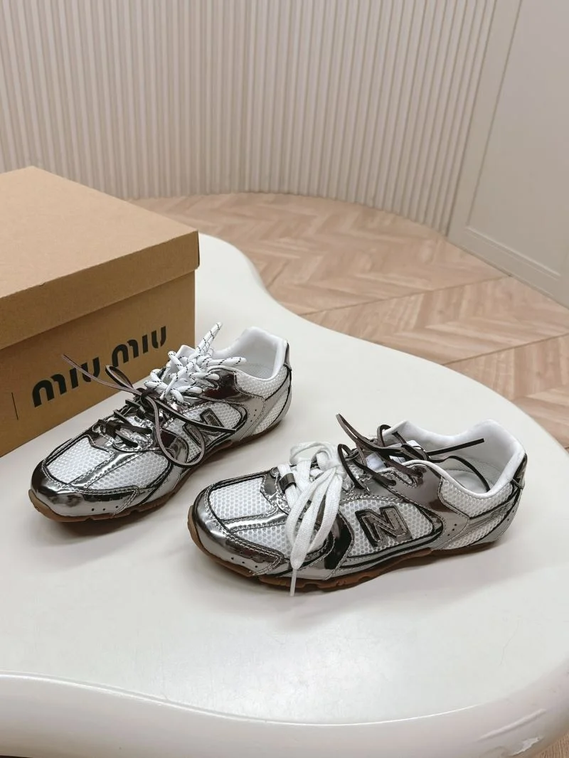 Top mirror New Balance Shoes