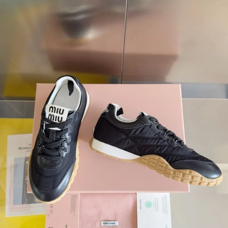 Top mirror New Balance Shoes
