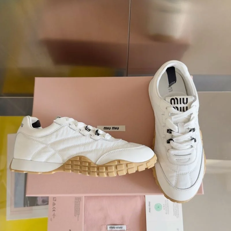 High fidelity New Balance Shoes