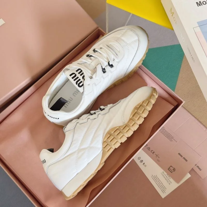 High fidelity New Balance Shoes