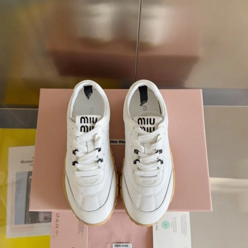 High fidelity New Balance Shoes