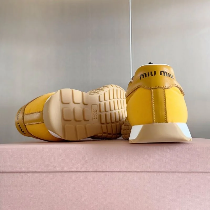 Factory-made New Balance Shoes