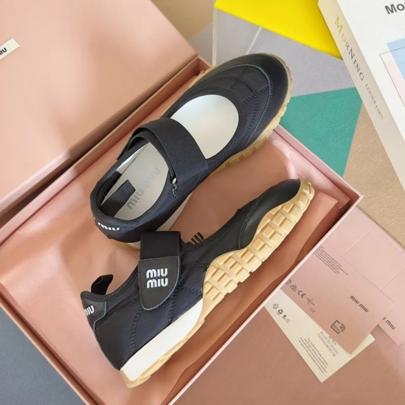 Factory-made New Balance Shoes