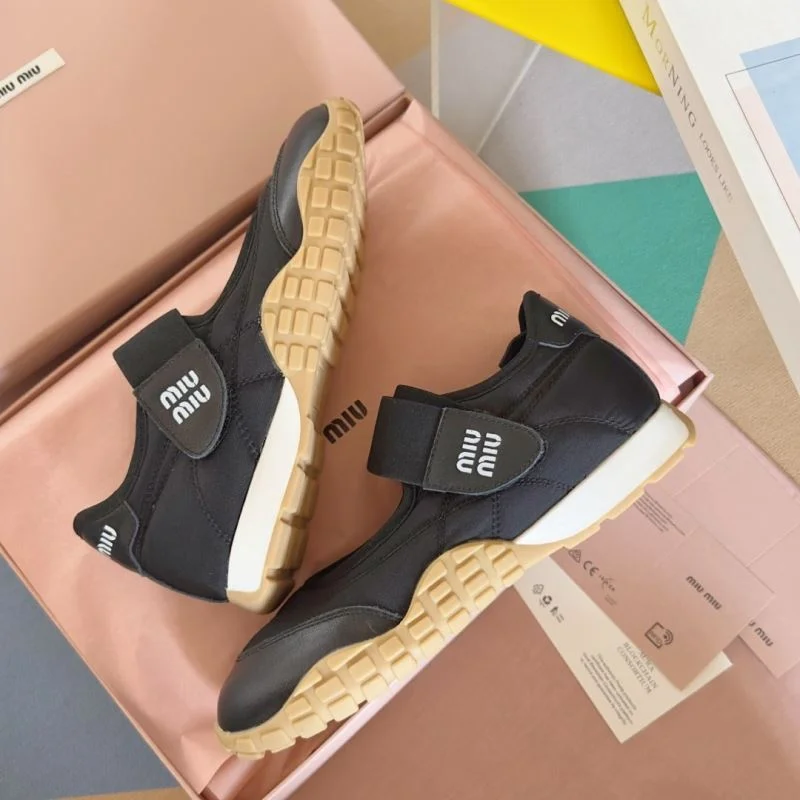 Factory-made New Balance Shoes