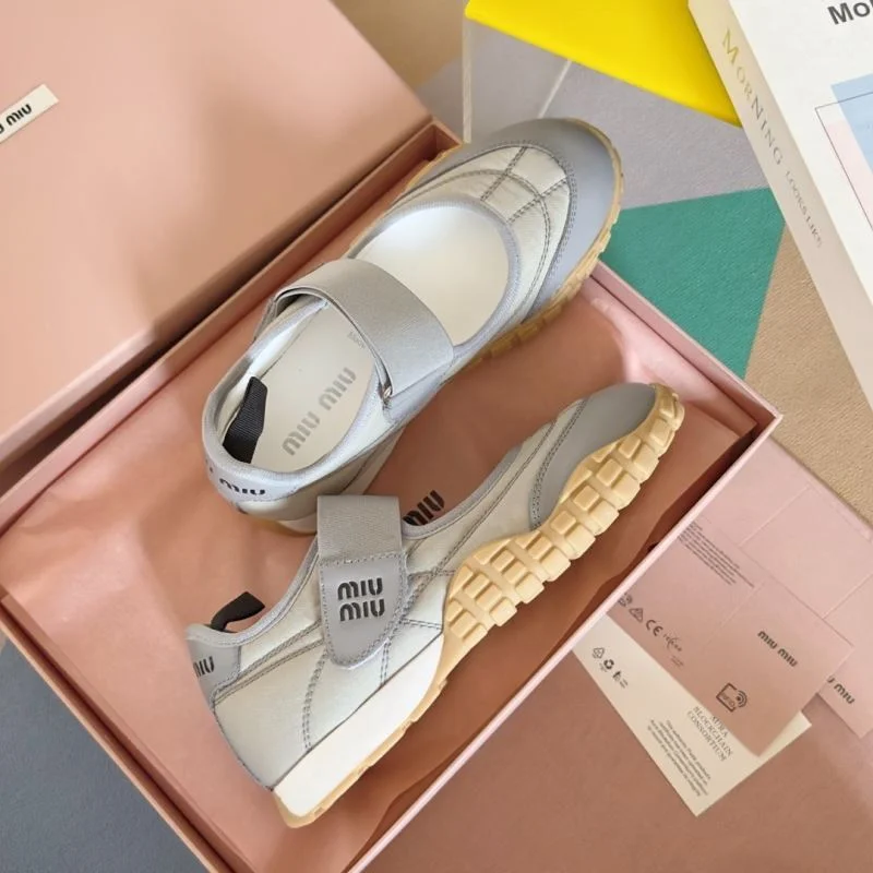 Factory-made New Balance Shoes