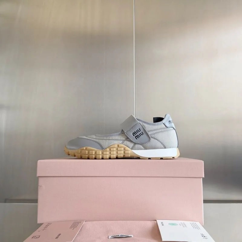 Factory-made New Balance Shoes