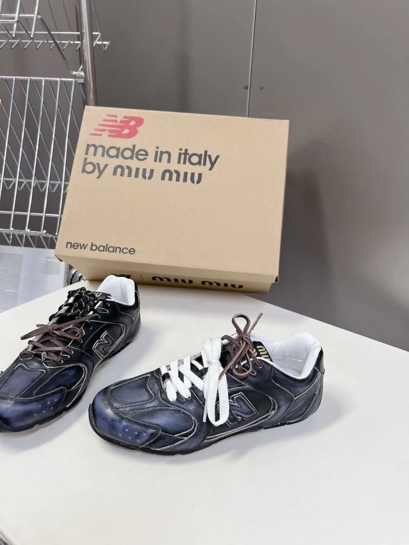 Top mirror New Balance Shoes