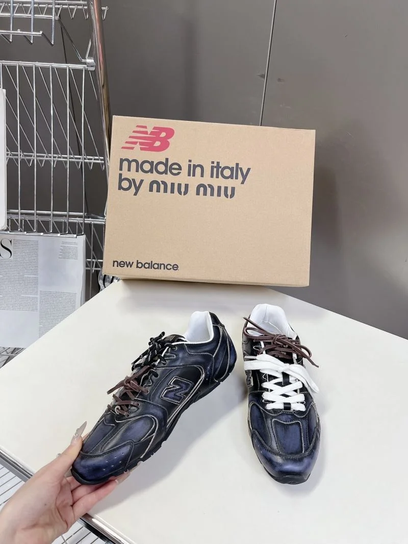 Top mirror New Balance Shoes