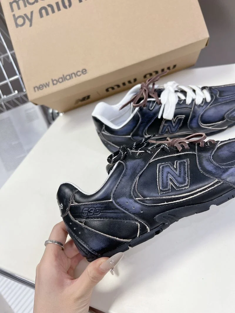 Top mirror New Balance Shoes