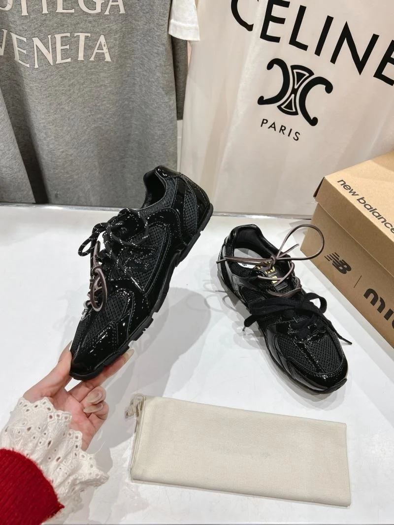 High fidelity New Balance Shoes