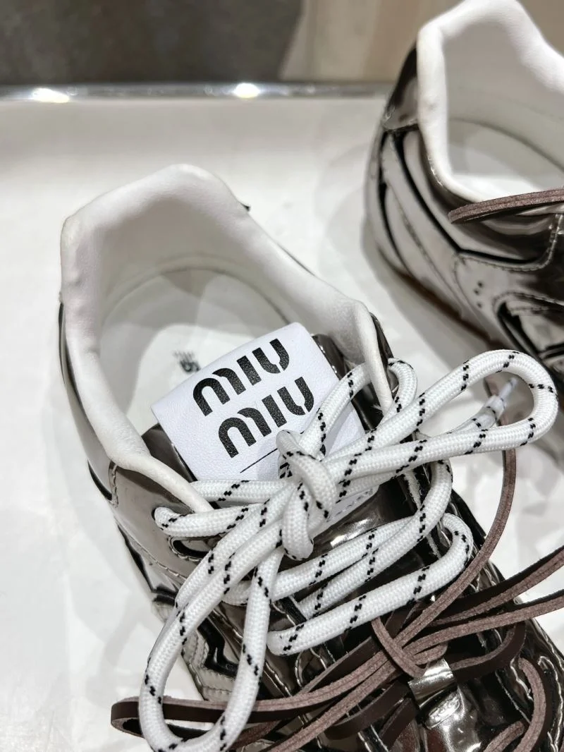 Top match New Balance Shoes