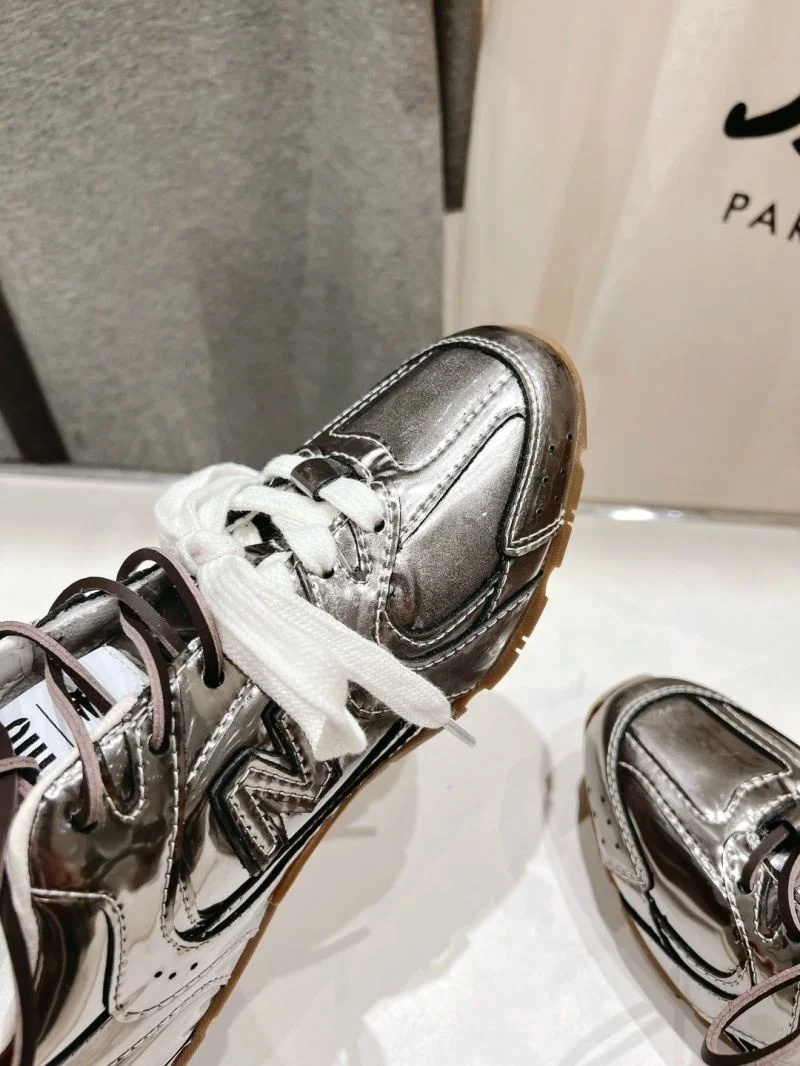 Top match New Balance Shoes