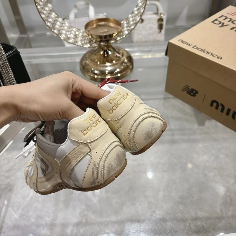 High fidelity New Balance Shoes
