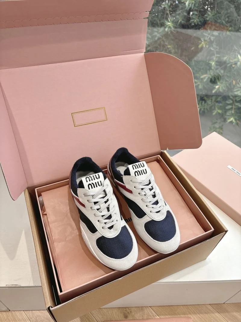 Top match New Balance Shoes