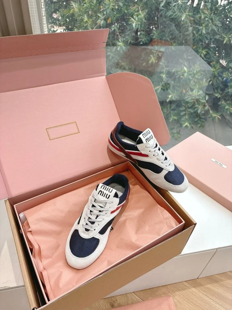 Top match New Balance Shoes