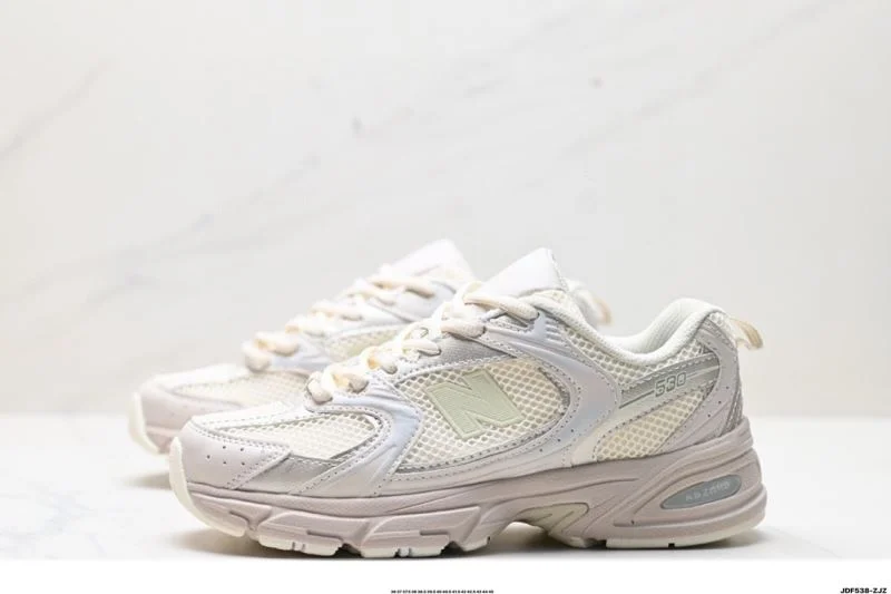 Top match New Balance Shoes