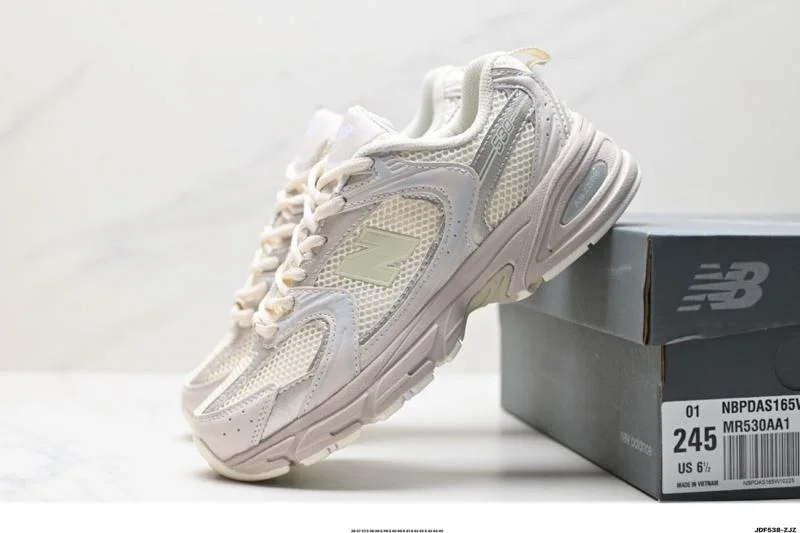 Top match New Balance Shoes