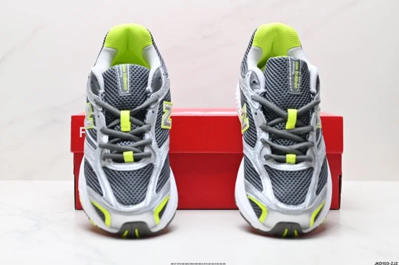 Factory-made New Balance Shoes
