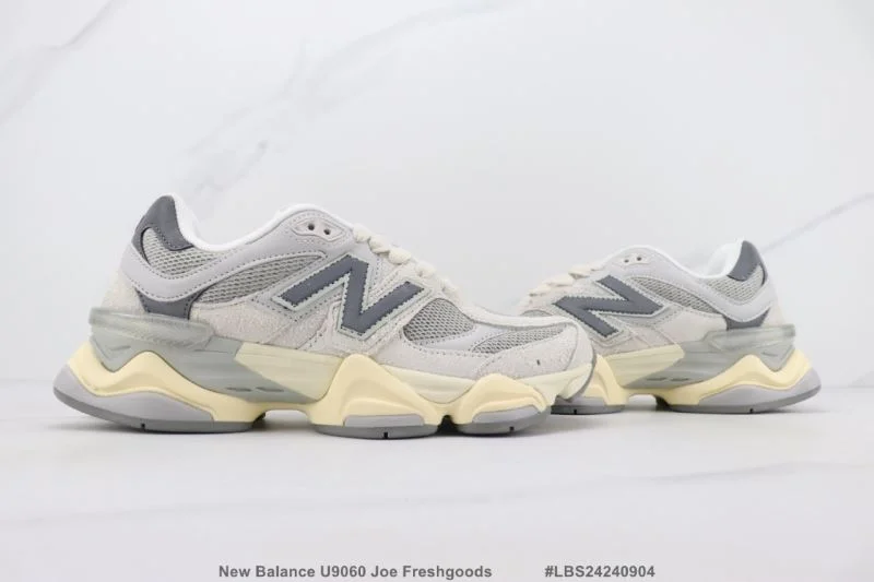 Top mirror New Balance Shoes