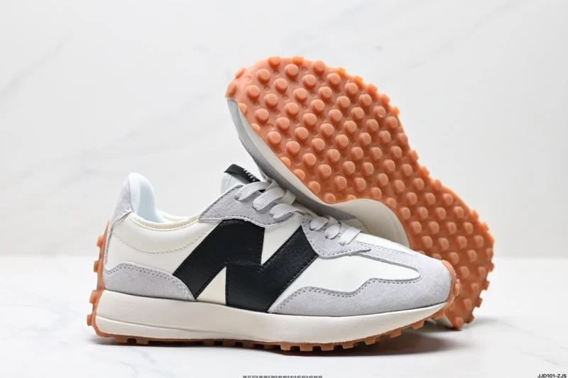 Factory-made New Balance Shoes