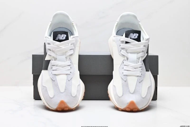 Factory-made New Balance Shoes