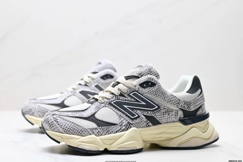 Top mirror New Balance Shoes