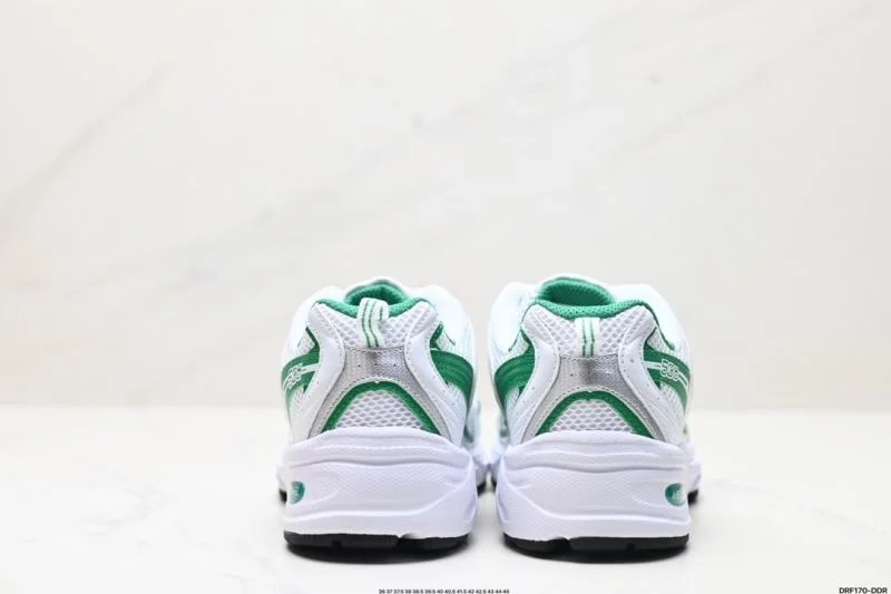 Discounted New Balance Shoes