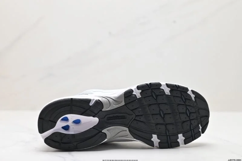 Top match New Balance Shoes