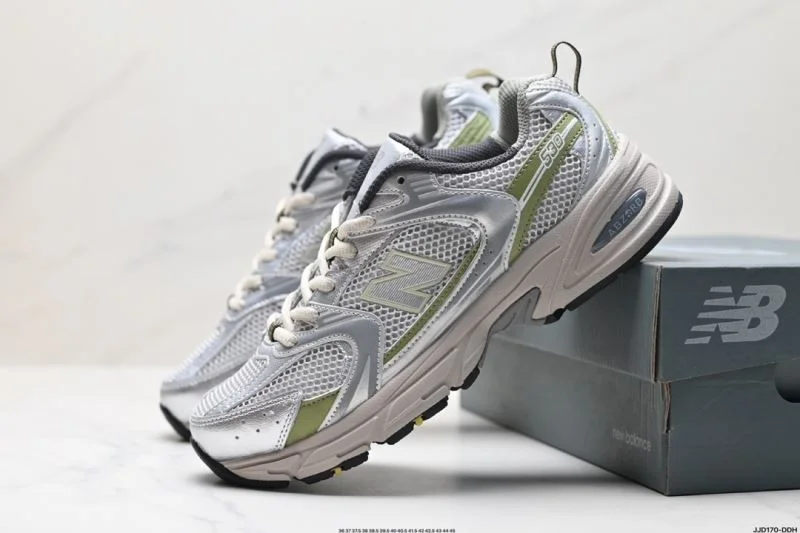 Exact replica New Balance Shoes