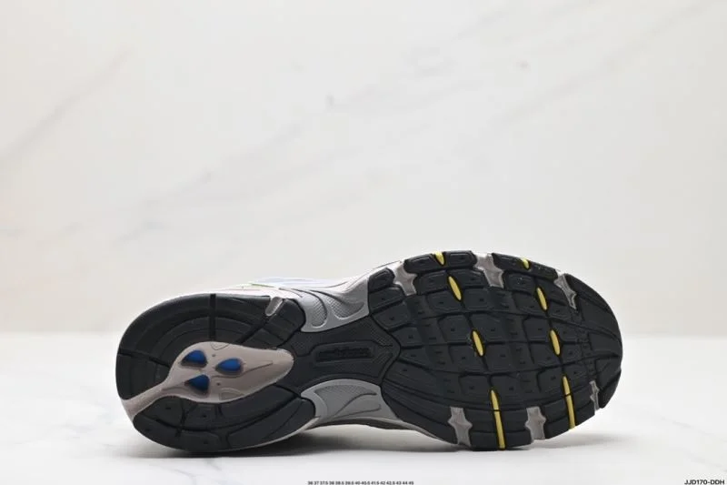 Exact replica New Balance Shoes
