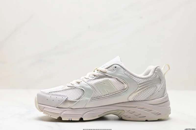 Top mirror New Balance Shoes