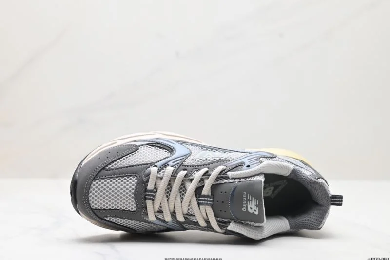 Factory-made New Balance Shoes