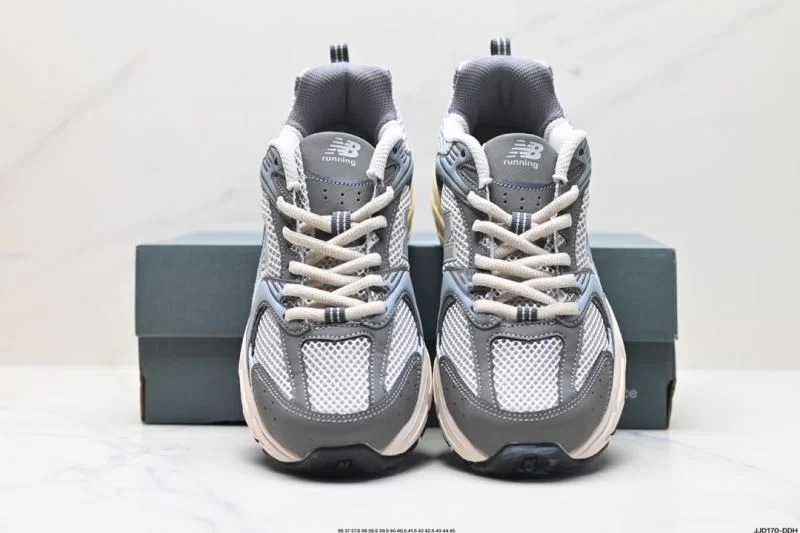 Factory-made New Balance Shoes