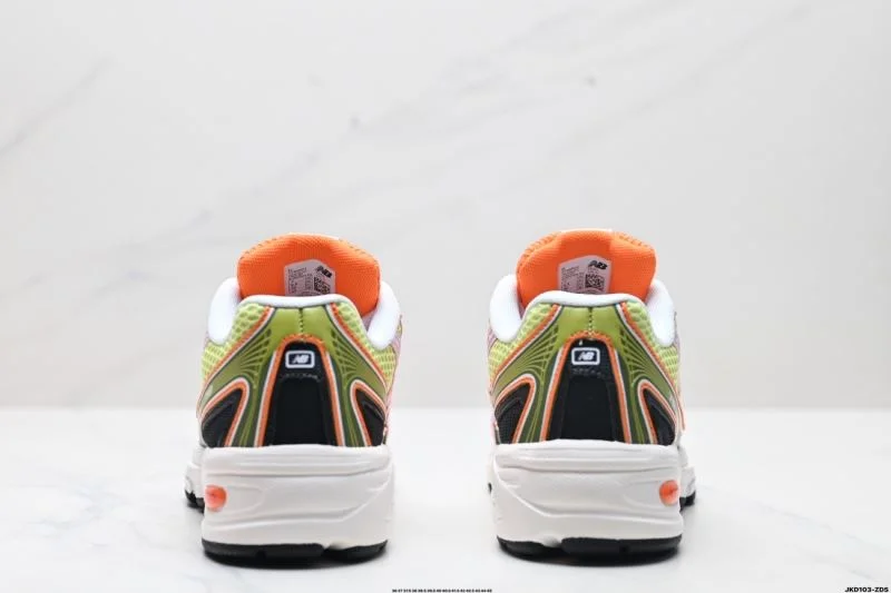 Top match New Balance Shoes