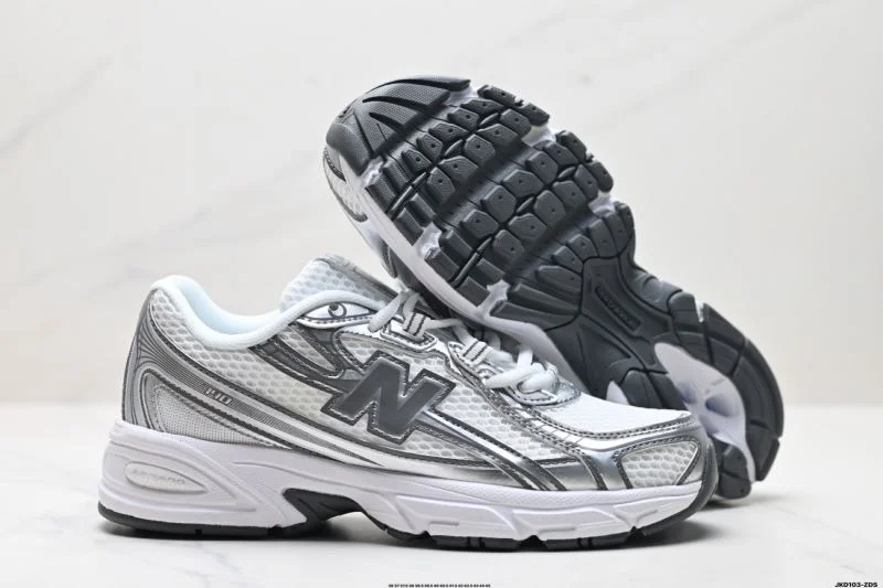 High fidelity New Balance Shoes