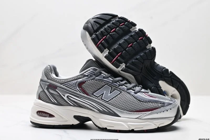 Accurate model New Balance Shoes