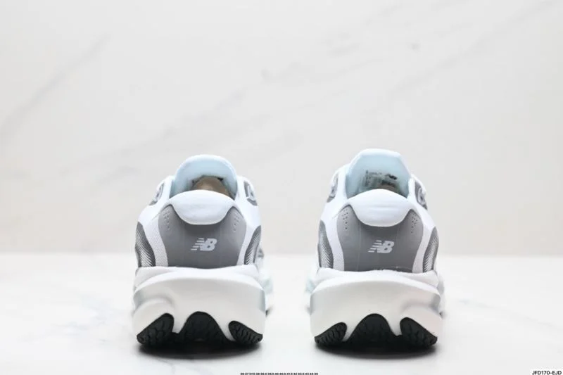 Brand-original New Balance Shoes