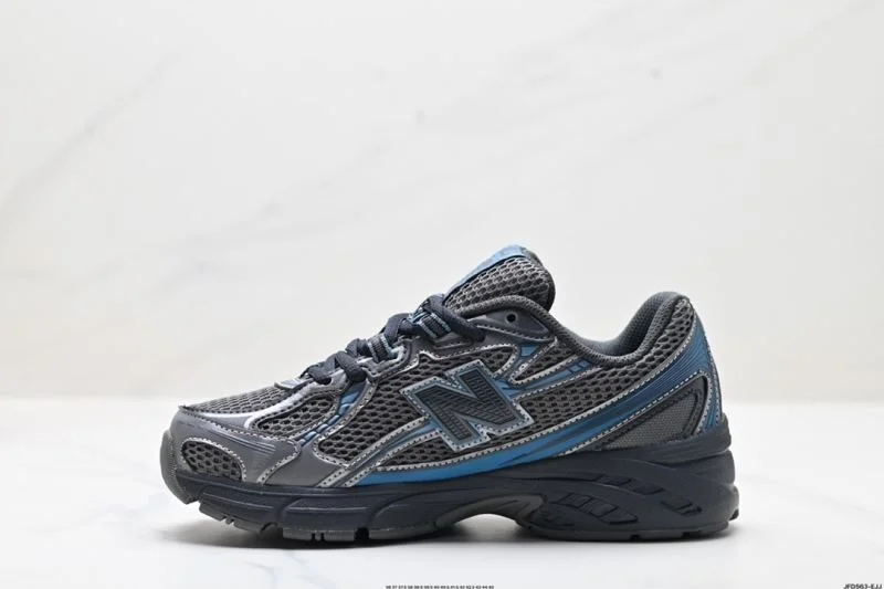 Top mirror New Balance Shoes