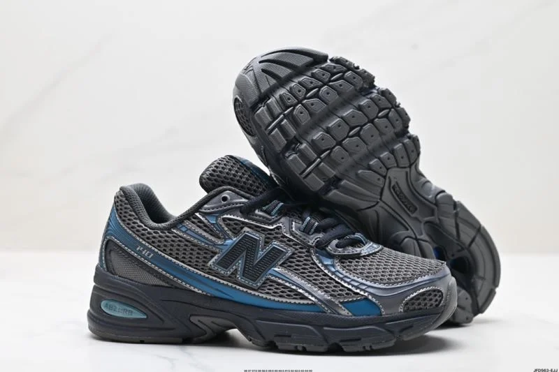 Top mirror New Balance Shoes