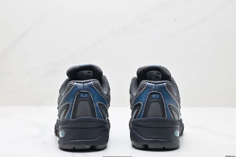 Top mirror New Balance Shoes