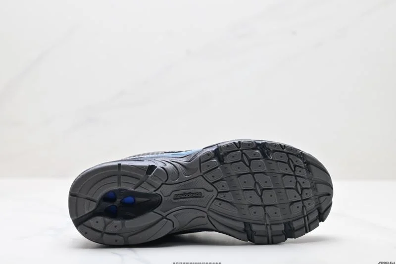 Top mirror New Balance Shoes