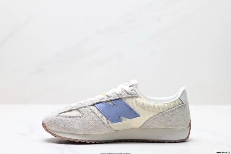High fidelity New Balance Shoes
