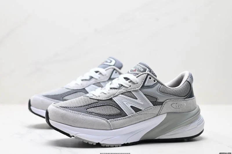 Top mirror New Balance Shoes