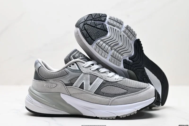 Top mirror New Balance Shoes